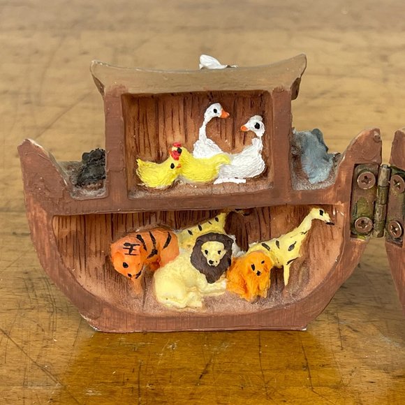 Accents | Vintage Noahs Ark Hinged Figurine 3d Diorama Inside | Poshmark